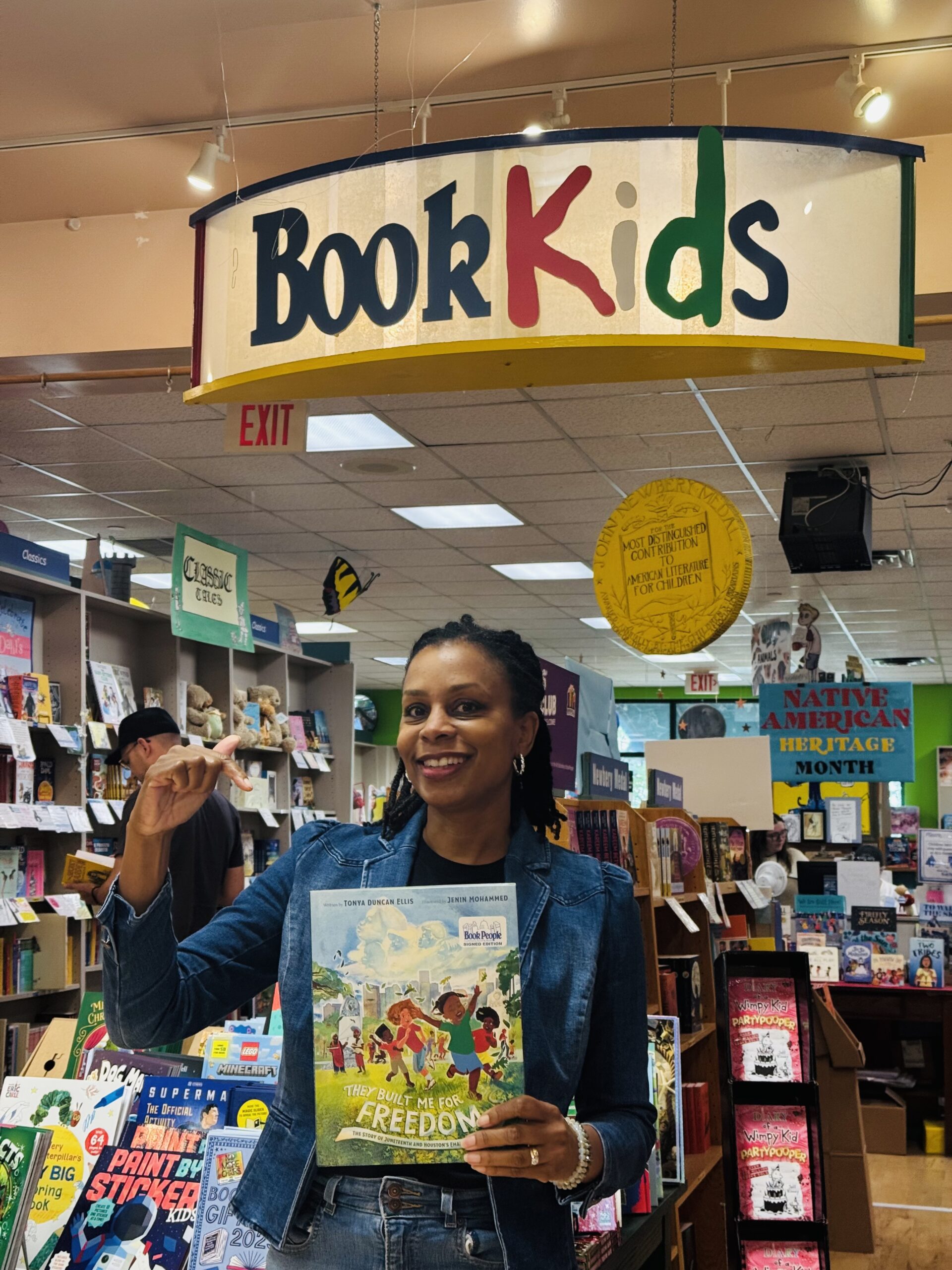 Things I Changed to Land a Book Deal - Tonya Duncan Ellis